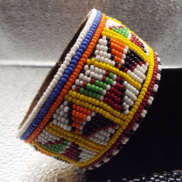 BEAUTIFUL DESIGNER BRACELET | Jewelry | African Maasai Artisan Colorful ...